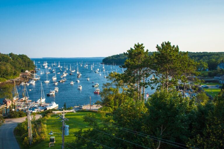 The Best Places To Visit In Maine - All the Best Spots