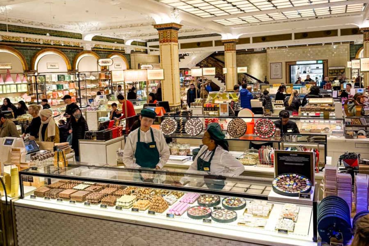What to Eat at Harrods, London - All the Best Spots